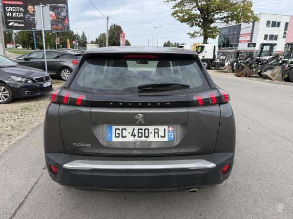Grey Peugeot 2008 2021 in Taurage, with an engine capacity of 1.50 L and mileage of 190 thousand km for 8700 €, photo 7 on AUTOMOTO.COM.LV