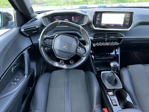 Pelēks Peugeot 2008 2021 Tauragė, ar dzinēja tilpumu 1.20 L un nobraukumu 137 tūkst. km par 11253 €, foto 10 vietnē AUTOMOTO.COM.LV