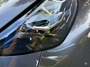 Grey Peugeot 2008 2021 in Taurage, with an engine capacity of 1.20 L and mileage of 200 thousand km for 9900 €, photo 6 on AUTOMOTO.COM.LV