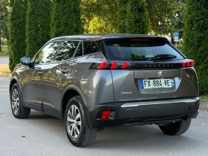 Grey Peugeot 2008 2021 in Taurage, with an engine capacity of 1.20 L and mileage of 200 thousand km for 9900 €, photo 8 on AUTOMOTO.COM.LV