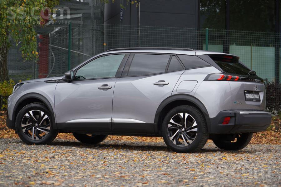 Grey Peugeot 2008 2021 in Riga, with an engine capacity of 1.60 L and mileage of 116 thousand km for 16490 €, photo 10 on AUTOMOTO.COM.LV