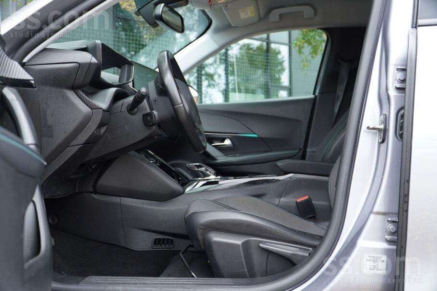 Grey Peugeot 2008 2021 in Riga, with an engine capacity of 1.60 L and mileage of 116 thousand km for 16490 €, photo 14 on AUTOMOTO.COM.LV