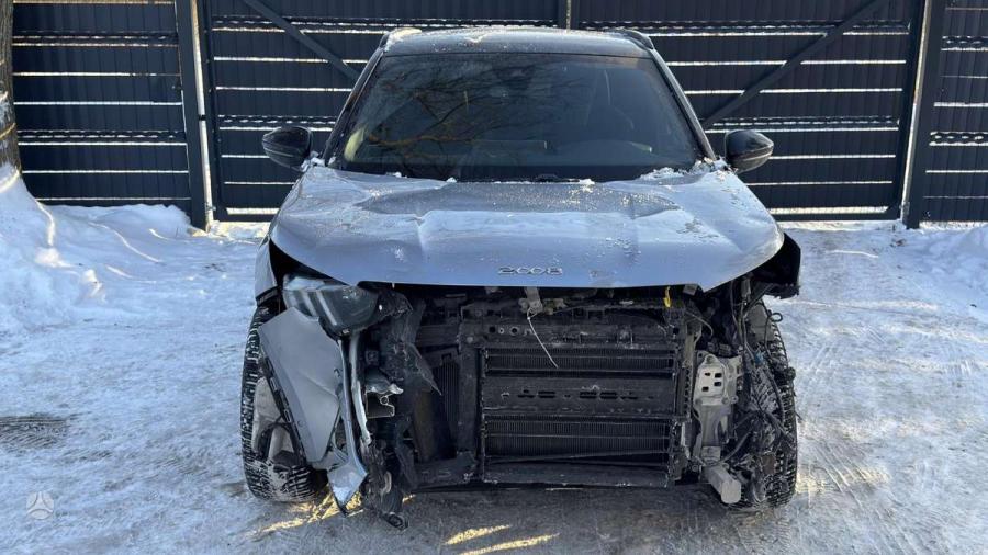 Pelēks Peugeot 2008 2022 Jonava, ar dzinēja tilpumu 0.00 L un nobraukumu 28 tūkst. km par 8100 €, foto 10 vietnē AUTOMOTO.COM.LV