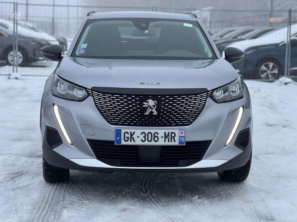 Pelēks Peugeot 2008 2022 Marijampole, ar dzinēja tilpumu 1.20 L un nobraukumu 71 tūkst. km par 14399 €, foto 2 vietnē AUTOMOTO.COM.LV