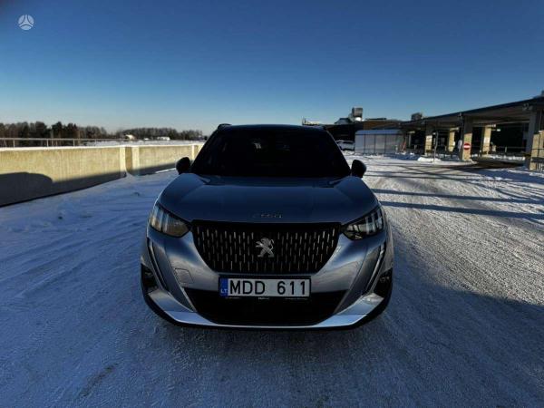 Grey Peugeot 2008 2022 in Vilnius, with an engine capacity of 1.50 L and mileage of 60 thousand km for 17200 €, photo 4 on AUTOMOTO.COM.LV