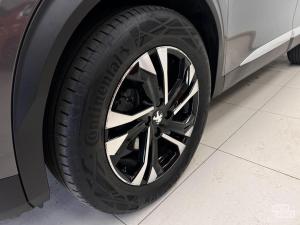 Grey Peugeot 2008 2022 in Vilnius, with an engine capacity of 1.20 L and mileage of 57 thousand km for 16990 €, photo 30 on AUTOMOTO.COM.LV