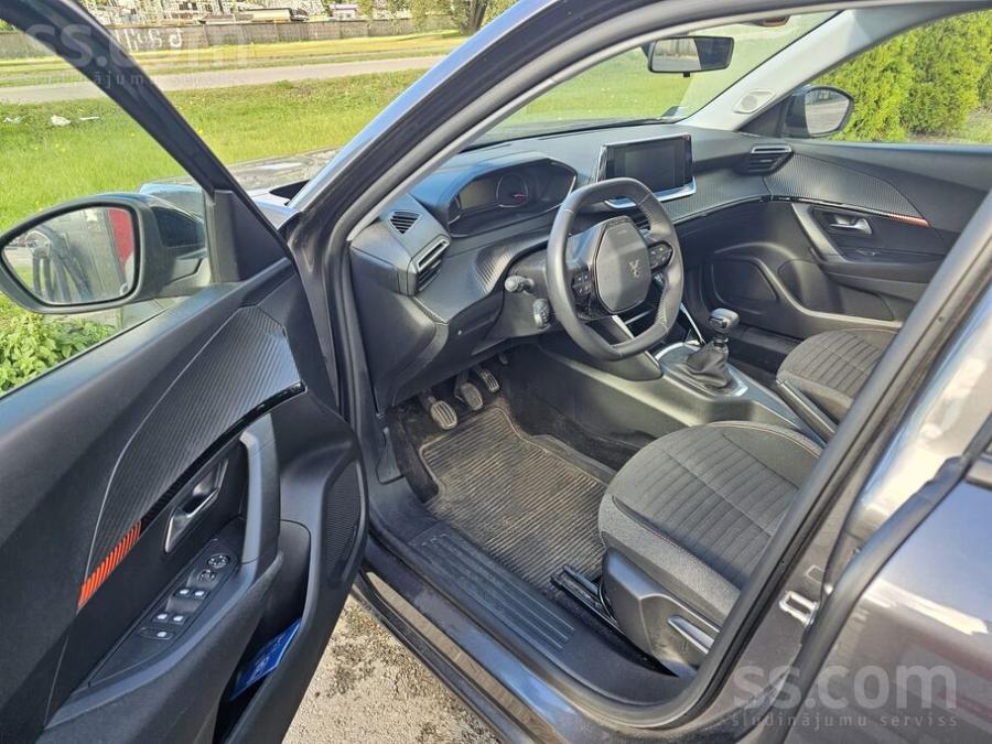 Pelēks Peugeot 2008 2022 Rīga, ar dzinēja tilpumu 1.20 L un nobraukumu 49 tūkst. km par 14900 €, foto 9 vietnē AUTOMOTO.COM.LV