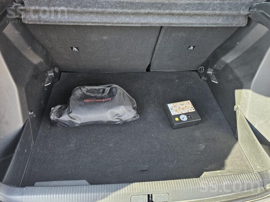 Pelēks Peugeot 2008 2022 Rīga, ar dzinēja tilpumu 1.20 L un nobraukumu 49 tūkst. km par 14900 €, foto 12 vietnē AUTOMOTO.COM.LV