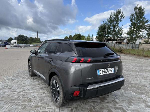 Pelēks Peugeot 2008 2022 Tauragė, ar dzinēja tilpumu 1.20 L un nobraukumu 136 tūkst. km par 11132 €, foto 5 vietnē AUTOMOTO.COM.LV