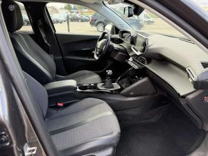 Pelēks Peugeot 2008 2022 Tauragė, ar dzinēja tilpumu 1.20 L un nobraukumu 136 tūkst. km par 11132 €, foto 11 vietnē AUTOMOTO.COM.LV