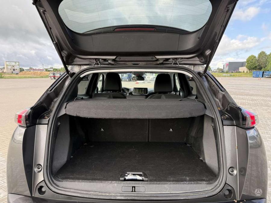 Pelēks Peugeot 2008 2022 Tauragė, ar dzinēja tilpumu 1.20 L un nobraukumu 136 tūkst. km par 11132 €, foto 14 vietnē AUTOMOTO.COM.LV
