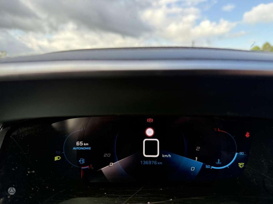 Pelēks Peugeot 2008 2022 Tauragė, ar dzinēja tilpumu 1.20 L un nobraukumu 136 tūkst. km par 11132 €, foto 22 vietnē AUTOMOTO.COM.LV