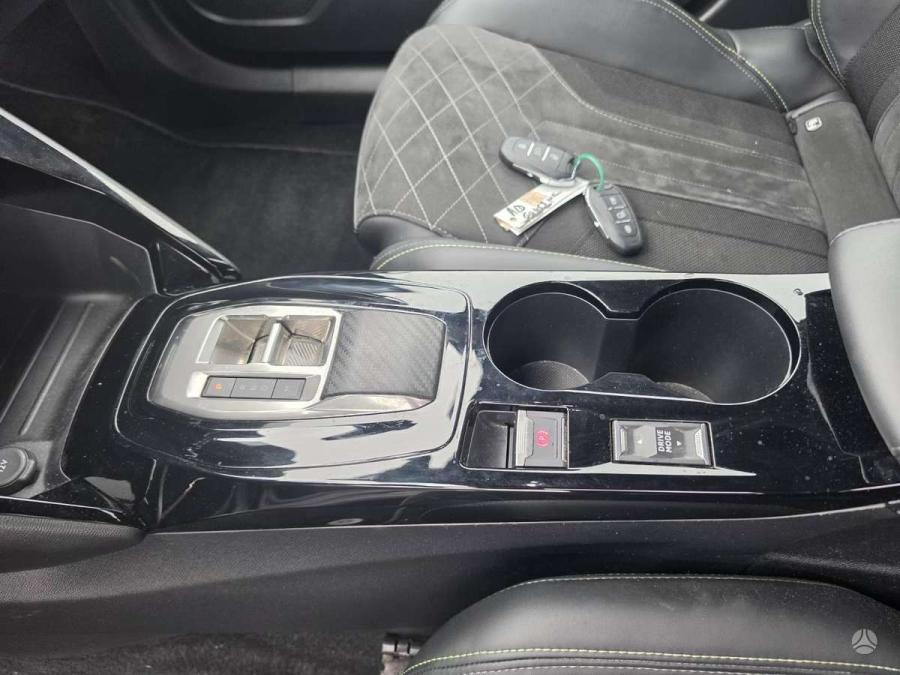 Pelēks Peugeot 2008 2022 Viļņa, ar dzinēja tilpumu 1.50 L un nobraukumu 147 tūkst. km par 15367 €, foto 14 vietnē AUTOMOTO.COM.LV