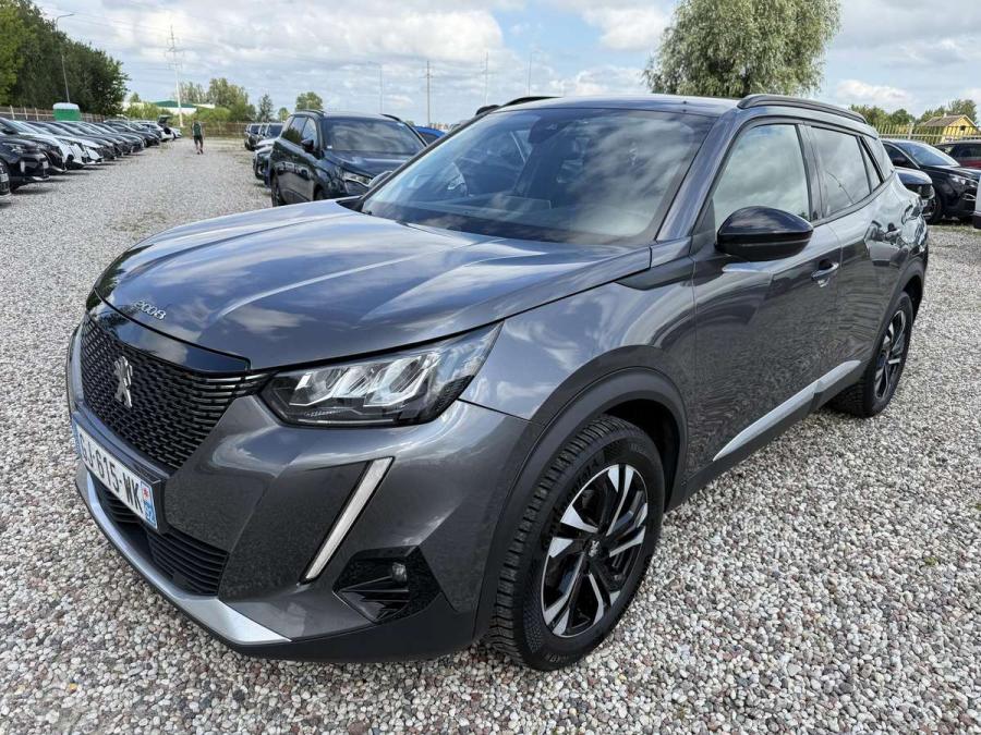 Grey Peugeot 2008 2022 in Marijampole, with an engine capacity of 1.20 L and mileage of 81 thousand km for 13304 €, photo 1 on AUTOMOTO.COM.LV