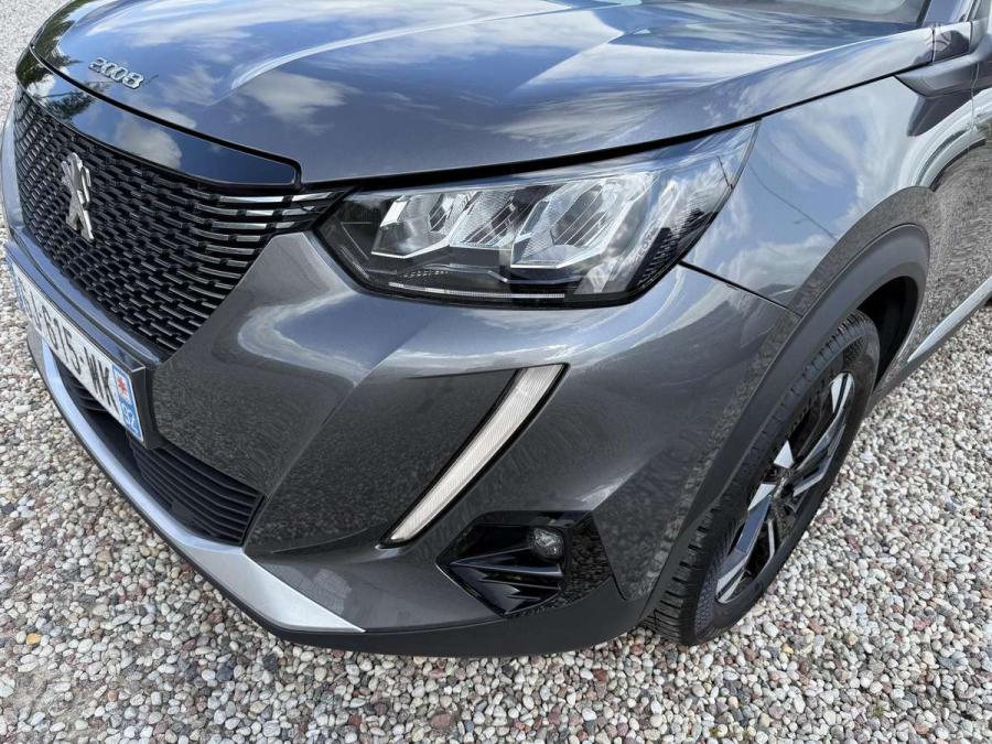 Grey Peugeot 2008 2022 in Marijampole, with an engine capacity of 1.20 L and mileage of 81 thousand km for 13304 €, photo 10 on AUTOMOTO.COM.LV