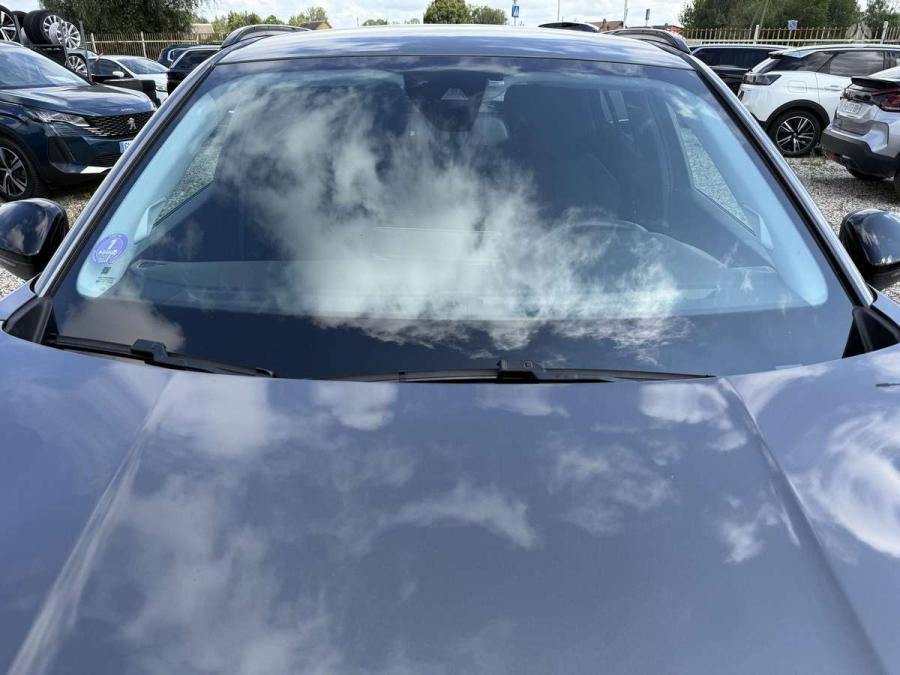 Grey Peugeot 2008 2022 in Marijampole, with an engine capacity of 1.20 L and mileage of 81 thousand km for 13304 €, photo 12 on AUTOMOTO.COM.LV
