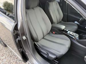 Grey Peugeot 2008 2022 in Marijampole, with an engine capacity of 1.20 L and mileage of 81 thousand km for 13304 €, photo 15 on AUTOMOTO.COM.LV