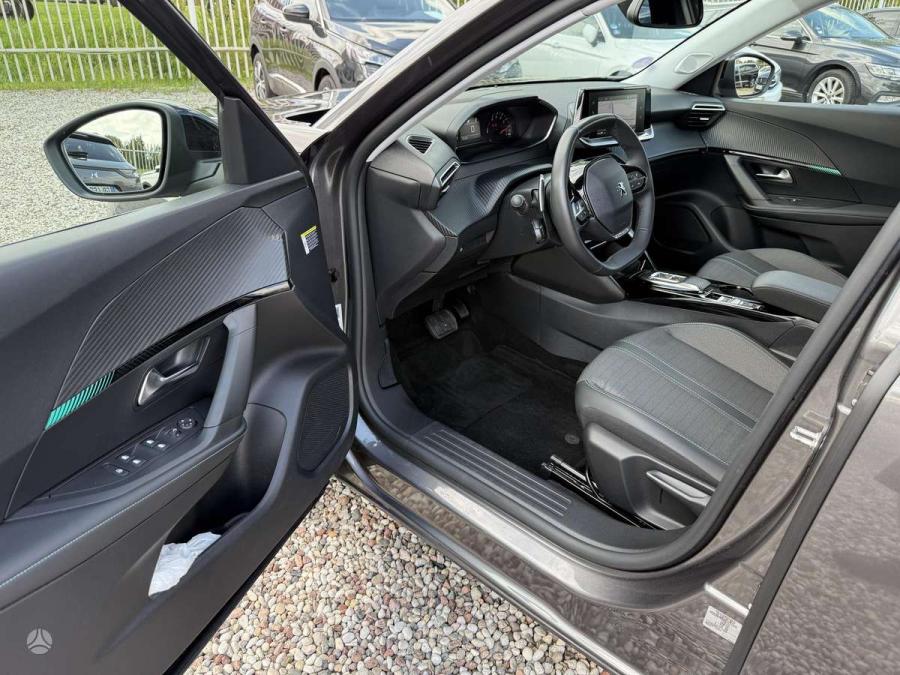 Grey Peugeot 2008 2022 in Marijampole, with an engine capacity of 1.20 L and mileage of 81 thousand km for 13304 €, photo 23 on AUTOMOTO.COM.LV