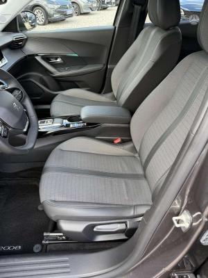 Grey Peugeot 2008 2022 in Marijampole, with an engine capacity of 1.20 L and mileage of 81 thousand km for 13304 €, photo 24 on AUTOMOTO.COM.LV