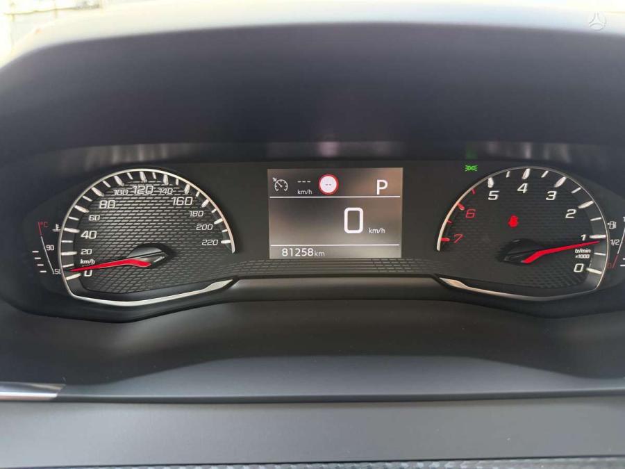 Grey Peugeot 2008 2022 in Marijampole, with an engine capacity of 1.20 L and mileage of 81 thousand km for 13304 €, photo 34 on AUTOMOTO.COM.LV