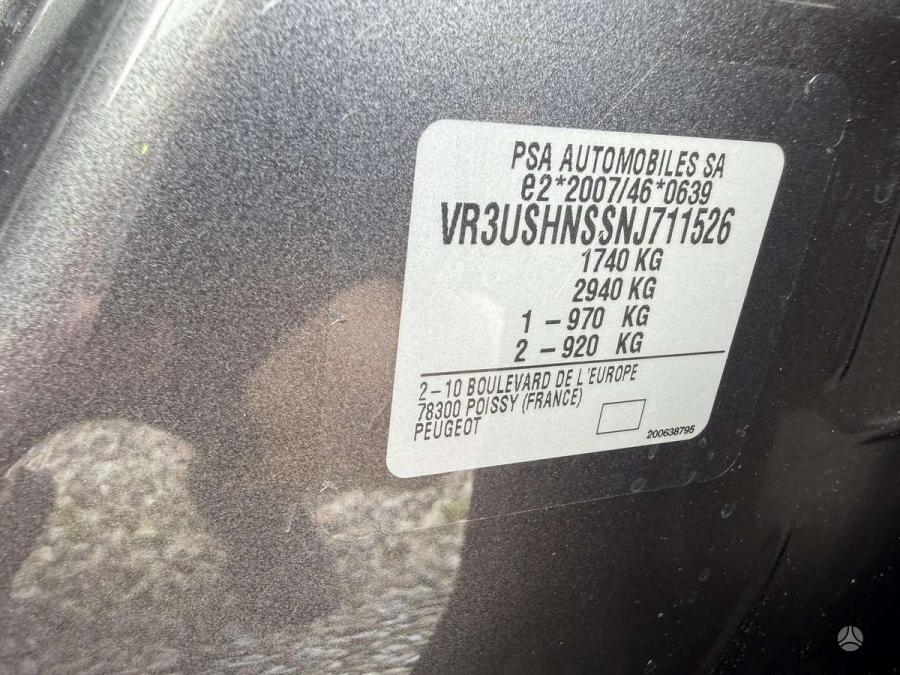 Grey Peugeot 2008 2022 in Marijampole, with an engine capacity of 1.20 L and mileage of 81 thousand km for 13304 €, photo 39 on AUTOMOTO.COM.LV