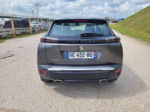 Grey Peugeot 2008 2022 in Vilnius, with an engine capacity of 1.20 L and mileage of 115 thousand km for 11616 €, photo 7 on AUTOMOTO.COM.LV