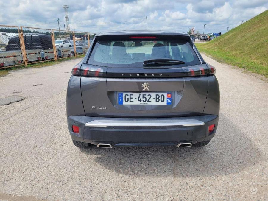 Grey Peugeot 2008 2022 in Vilnius, with an engine capacity of 1.20 L and mileage of 115 thousand km for 11616 €, photo 7 on AUTOMOTO.COM.LV