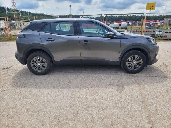 Grey Peugeot 2008 2022 in Vilnius, with an engine capacity of 1.20 L and mileage of 115 thousand km for 11616 €, photo 9 on AUTOMOTO.COM.LV