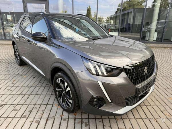 Grey Peugeot 2008 2022 in Kaunas, with an engine capacity of 1.20 L and mileage of 48 thousand km for 14400 €, photo 3 on AUTOMOTO.COM.LV