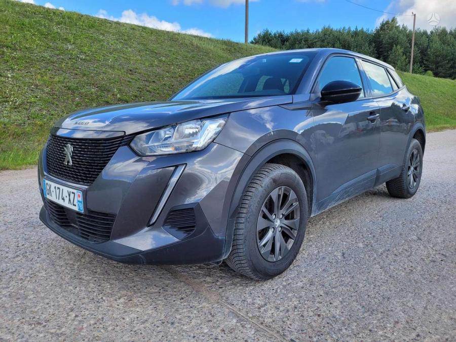 Pelēks Peugeot 2008 2022 Viļņa, ar dzinēja tilpumu 1.20 L un nobraukumu 134 tūkst. km par 11314 €, foto 1 vietnē AUTOMOTO.COM.LV
