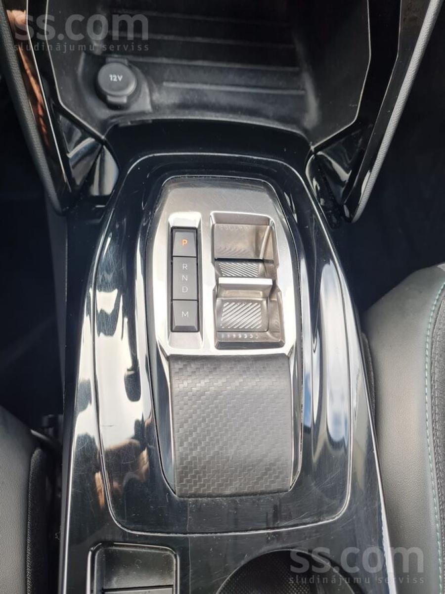 Pelēks Peugeot 2008 2022 Jelgava, ar dzinēja tilpumu 1.50 L un nobraukumu 0 tūkst. km par 13990 €, foto 17 vietnē AUTOMOTO.COM.LV