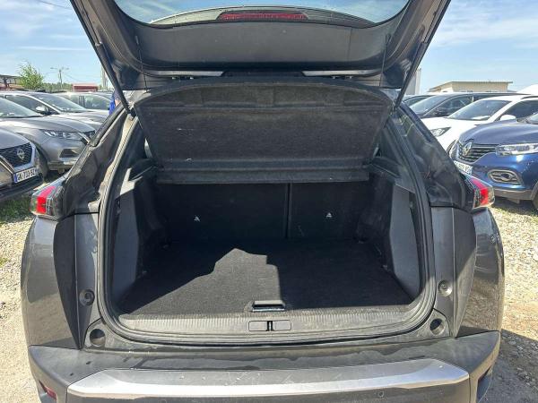 Pelēks Peugeot 2008 2023 Viļņa, ar dzinēja tilpumu 1.50 L un nobraukumu 185 tūkst. km par 12099 €, foto 9 vietnē AUTOMOTO.COM.LV