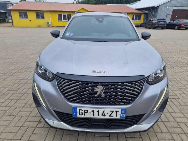 Grey Peugeot 2008 2023 in Kaunas, with an engine capacity of 1.20 L and mileage of 118 thousand km for 11500 €, photo 2 on AUTOMOTO.COM.LV