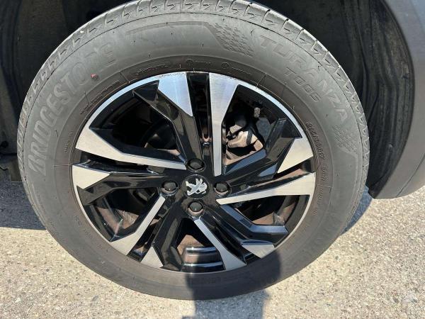 Pelēks Peugeot 2008 2023 Viļņa, ar dzinēja tilpumu 1.20 L un nobraukumu 177 tūkst. km par 11615 €, foto 9 vietnē AUTOMOTO.COM.LV