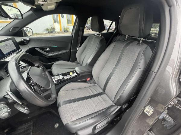 Pelēks Peugeot 2008 2023 Tauragė, ar dzinēja tilpumu 1.20 L un nobraukumu 170 tūkst. km par 12000 €, foto 10 vietnē AUTOMOTO.COM.LV