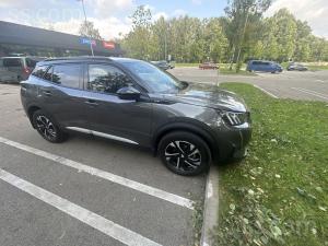 Grey Peugeot 2008 2023 in Riga, with an engine capacity of 1.20 L and mileage of 19 thousand km for 23500 €, photo 4 on AUTOMOTO.COM.LV