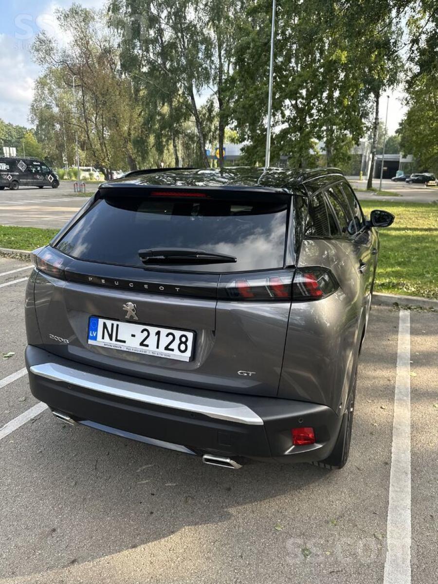 Grey Peugeot 2008 2023 in Riga, with an engine capacity of 1.20 L and mileage of 19 thousand km for 23500 €, photo 5 on AUTOMOTO.COM.LV
