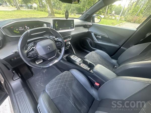 Pelēks Peugeot 2008 2023 Rīga, ar dzinēja tilpumu 1.20 L un nobraukumu 19 tūkst. km par 23500 €, foto 8 vietnē AUTOMOTO.COM.LV