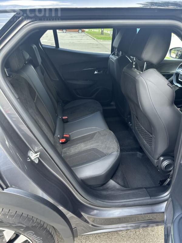 Pelēks Peugeot 2008 2023 Rīga, ar dzinēja tilpumu 1.20 L un nobraukumu 19 tūkst. km par 23500 €, foto 10 vietnē AUTOMOTO.COM.LV