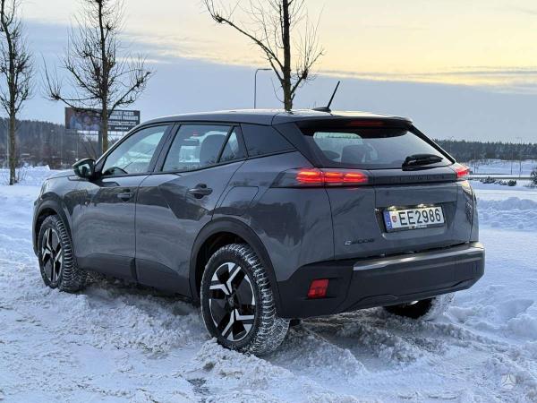 Pelēks Peugeot 2008 2024 Viļņa, ar dzinēja tilpumu 0.00 L un nobraukumu 13 tūkst. km par 17900 €, foto 4 vietnē AUTOMOTO.COM.LV