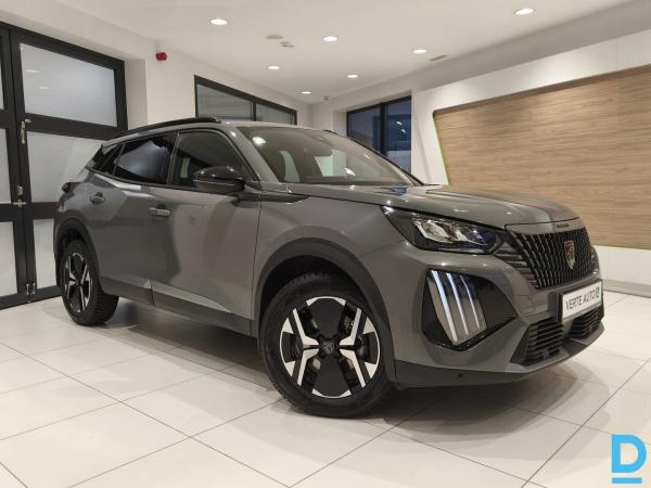 Grey Peugeot 2008 2024 in Riga, with an engine capacity of 1.20 L and mileage of 13 thousand km for 23990 €, photo 1 on AUTOMOTO.COM.LV