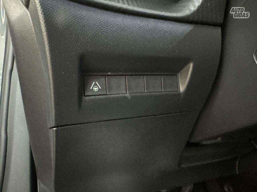 Pelēks Peugeot 2008 2024 Viļņa, ar dzinēja tilpumu 1.20 L un nobraukumu 25 tūkst. km par 21331 €, foto 25 vietnē AUTOMOTO.COM.LV