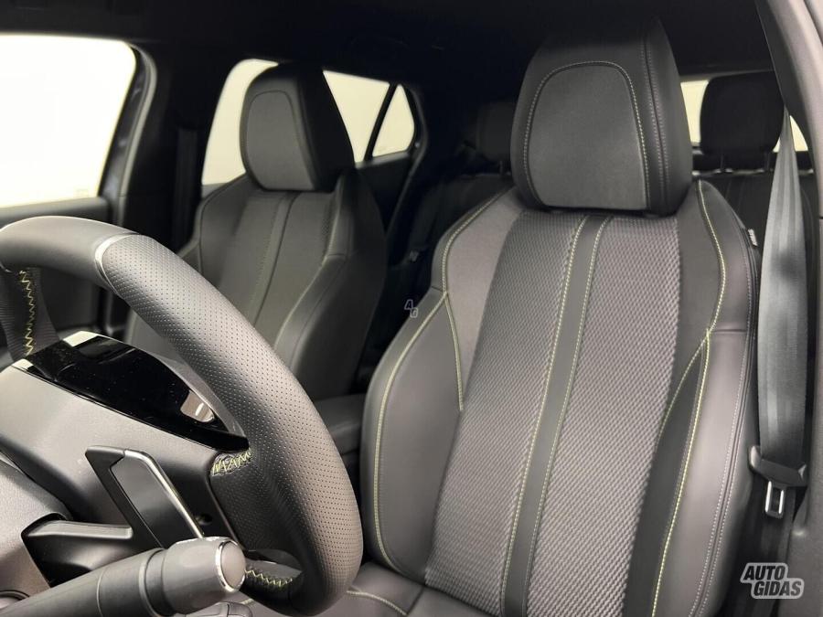 Pelēks Peugeot 2008 2024 Viļņa, ar dzinēja tilpumu 1.20 L un nobraukumu 6 tūkst. km par 23000 €, foto 12 vietnē AUTOMOTO.COM.LV