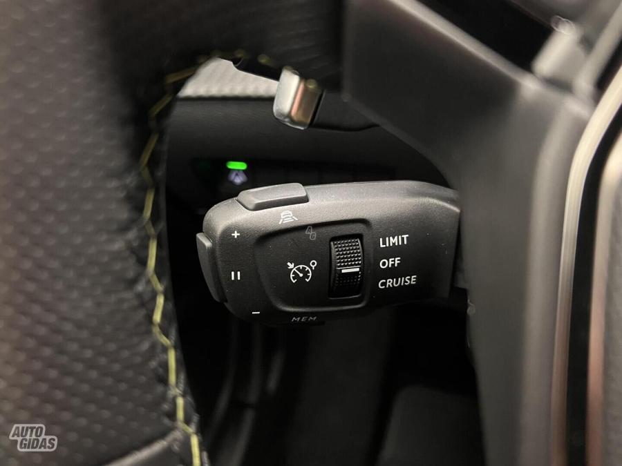 Pelēks Peugeot 2008 2024 Viļņa, ar dzinēja tilpumu 1.20 L un nobraukumu 6 tūkst. km par 23000 €, foto 15 vietnē AUTOMOTO.COM.LV
