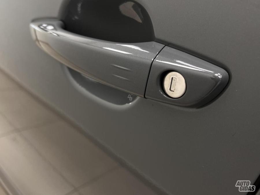Pelēks Peugeot 2008 2024 Viļņa, ar dzinēja tilpumu 1.20 L un nobraukumu 6 tūkst. km par 23000 €, foto 30 vietnē AUTOMOTO.COM.LV
