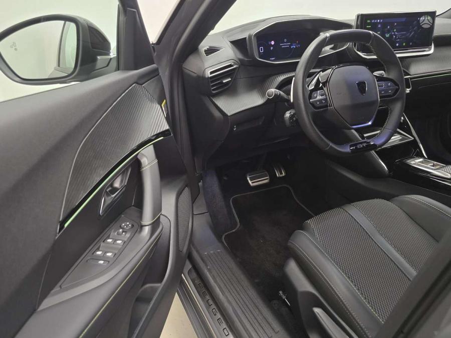 Pelēks Peugeot 2008 2024 Viļņa, ar dzinēja tilpumu 1.20 L un nobraukumu 16 tūkst. km par 22790 €, foto 10 vietnē AUTOMOTO.COM.LV
