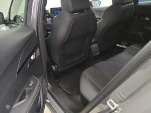 Pelēks Peugeot 2008 2024 Viļņa, ar dzinēja tilpumu 1.20 L un nobraukumu 16 tūkst. km par 22790 €, foto 36 vietnē AUTOMOTO.COM.LV