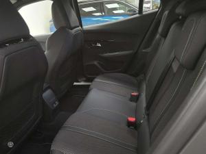 Pelēks Peugeot 2008 2024 Viļņa, ar dzinēja tilpumu 1.20 L un nobraukumu 16 tūkst. km par 22790 €, foto 37 vietnē AUTOMOTO.COM.LV