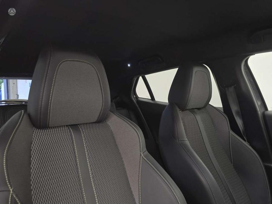 Pelēks Peugeot 2008 2024 Viļņa, ar dzinēja tilpumu 1.20 L un nobraukumu 16 tūkst. km par 22790 €, foto 41 vietnē AUTOMOTO.COM.LV