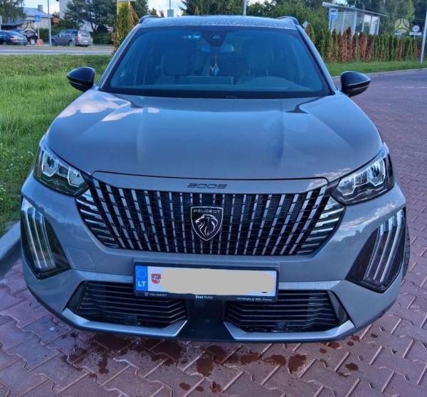 Pelēks Peugeot 2008 2024 Viļņa, ar dzinēja tilpumu 1.20 L un nobraukumu 34 tūkst. km par 21400 €, foto 2 vietnē AUTOMOTO.COM.LV